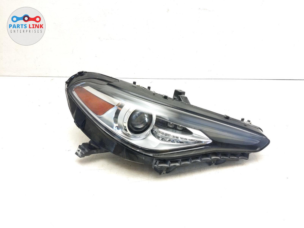 2017 18 19 20 21 ALFA ROMEO GIULIA RIGHT HEADLIGHT PASSENGER XENON HID ...
