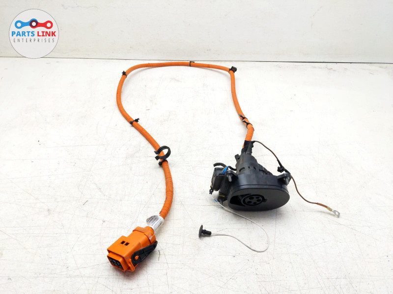 2020-2021 PORSCHE TAYCAN 4S LEFT FENDER CHARGE PORT SOCKET HARNESS LINE ...