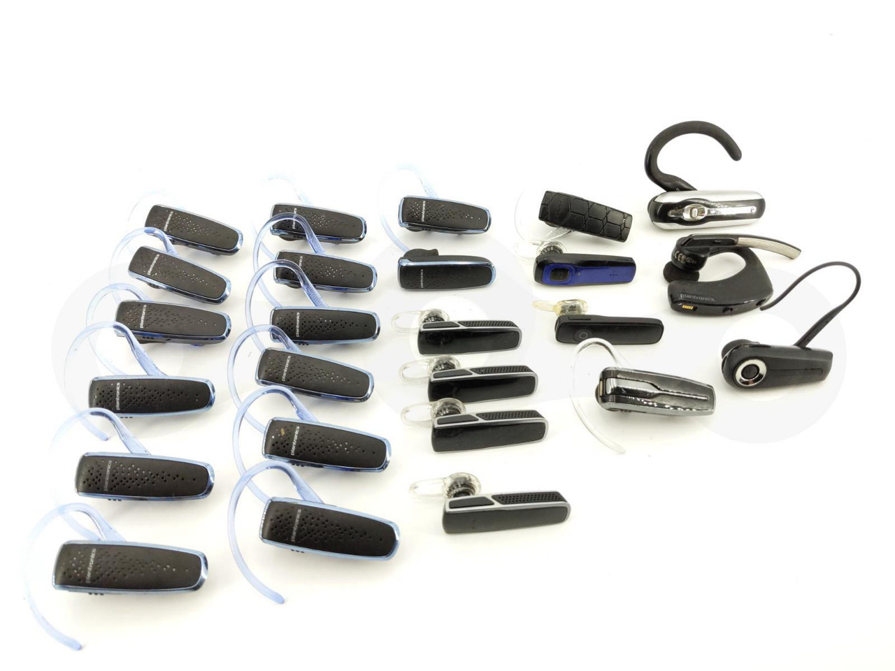 PLANTRONICS M50 EOTE14 UNIVERSAL WIRELESS BLUETOOTH HEADSET MIXED LOT