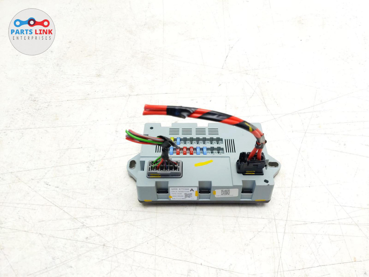 2013-21 RANGE ROVER L405 TRUNK POWER FUSEBOX RELAY FUSE BOX HARNESS ...