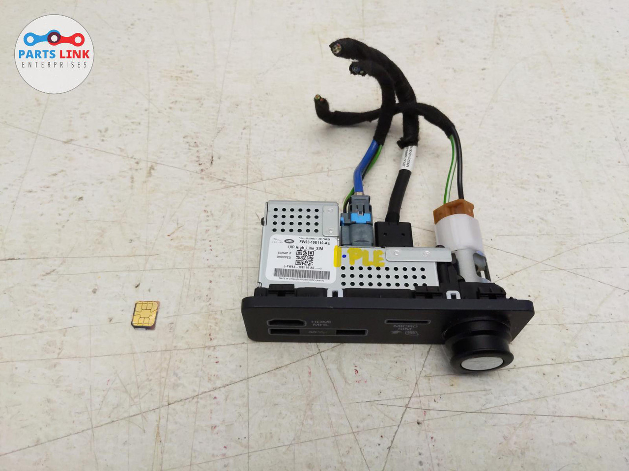 2018-22 RANGE ROVER SPORT FRONT CENTER CONSOLE USB MHL SIM SOCKET PLUG ...