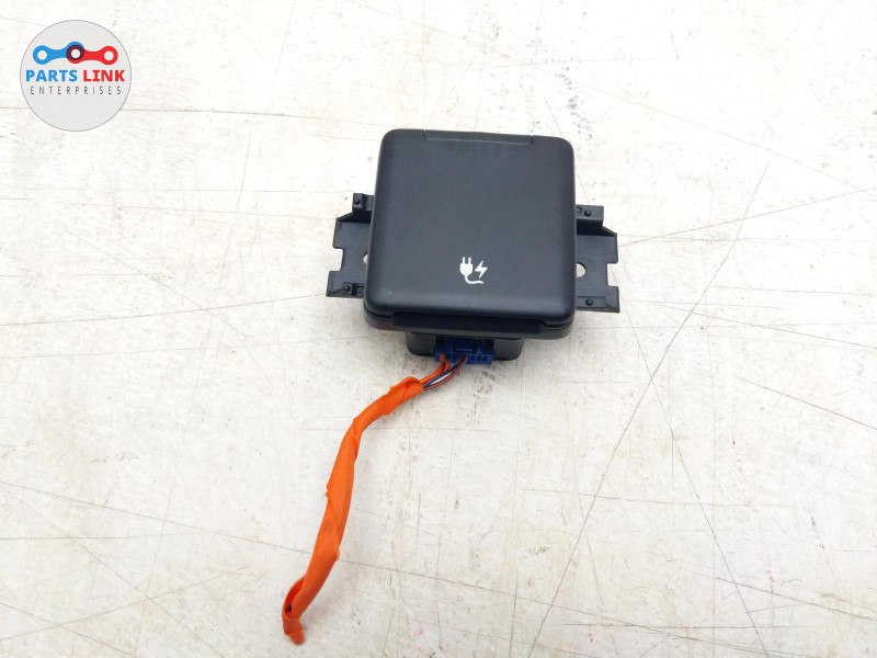 2018-22 RANGE ROVER SPORT REAR PLUGIN OUTLET POWER SOCKET AC110V 180W ...