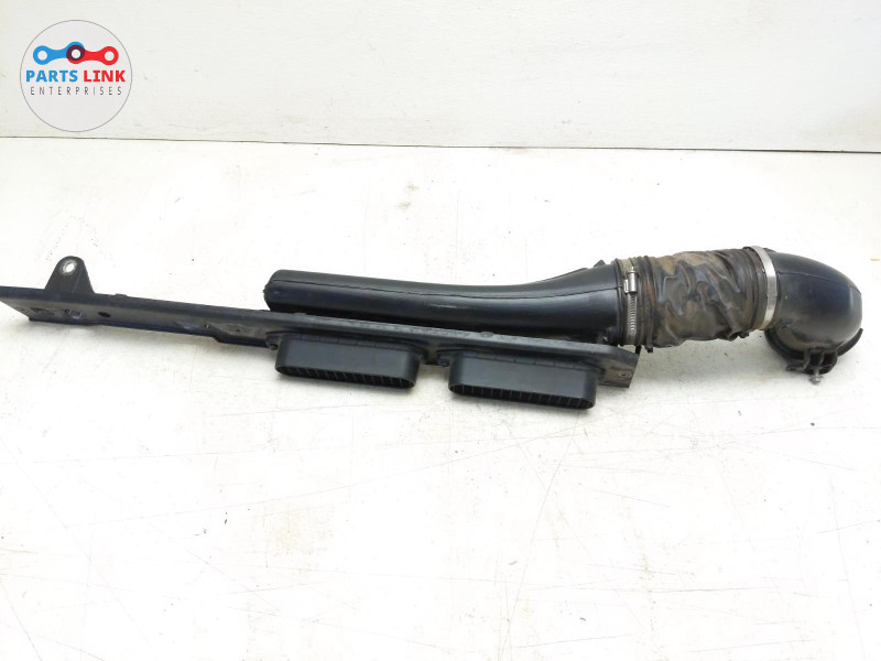 2017-22 RANGE ROVER SPORT LEFT AIR DUCT INTAKE FENDER BRACKET GUIDE ...