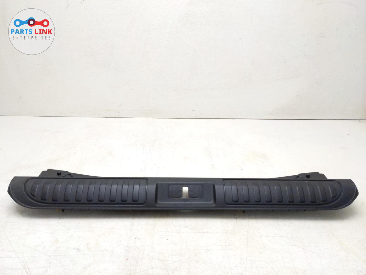 2014-22 RANGE ROVER SPORT REAR TAILGATE LOCK LATCH COVER SILL PLATE ...
