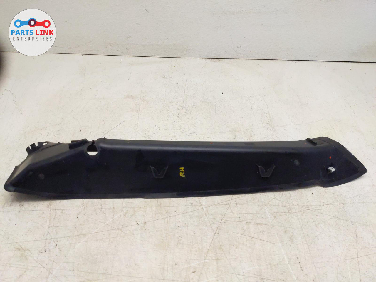 2014-22 RANGE ROVER SPORT REAR RIGHT TRUNK TRIM D PILLAR JAMB SIDE ...