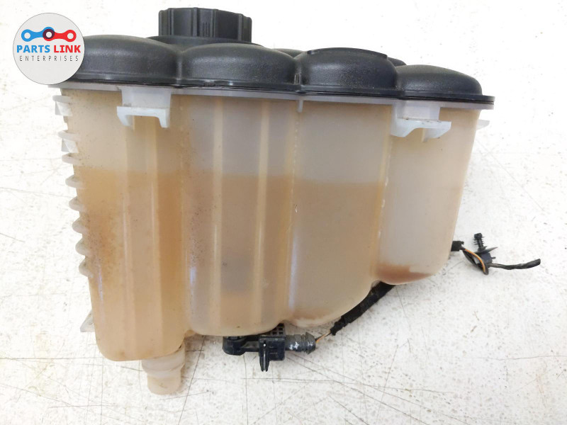 2017 JAGUAR F-PACE RADIATOR COOLANT TANK RESERVOIR OVERFLOW BOTTLE X761 ...
