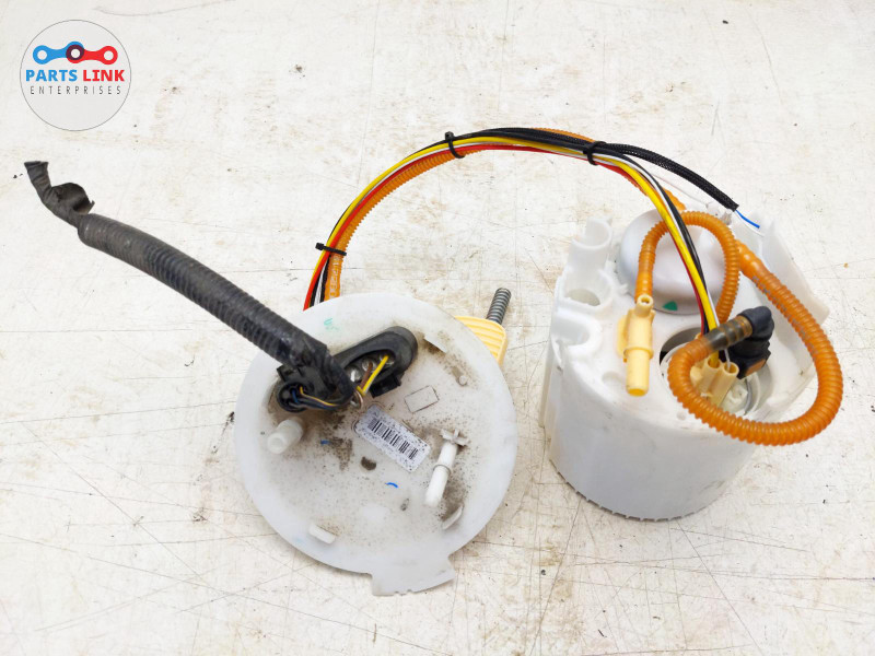 2017-18 JAGUAR F-PACE REAR FUEL PUMP GAS TANK ELECTRICAL SENSER ...