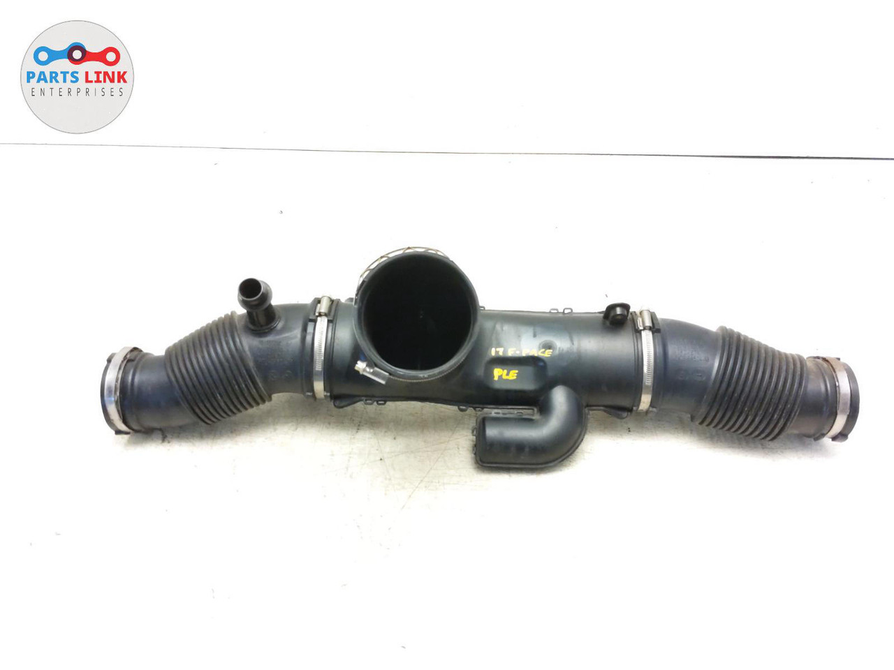 2017-22 JAGUAR F-PACE AIR INTAKE DUCT RESONATOR CROSS PIPE CLEANER DUCT ...