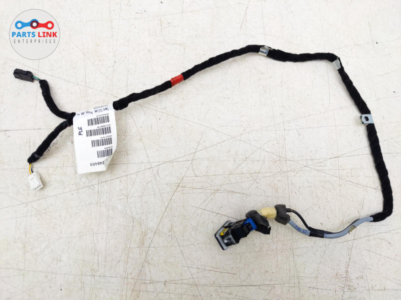 2007-19 MASERATI GRANTURISMO GLOVEBOX USB AUX JACK SOCKET BANK CABLE ...