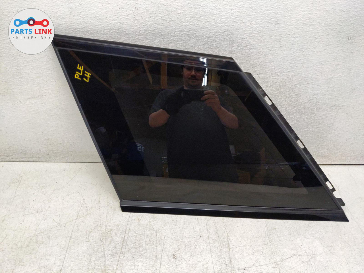 2014-22 RANGE ROVER SPORT REAR LEFT QUARTER GLASS CORNER VENT WINDOW ...