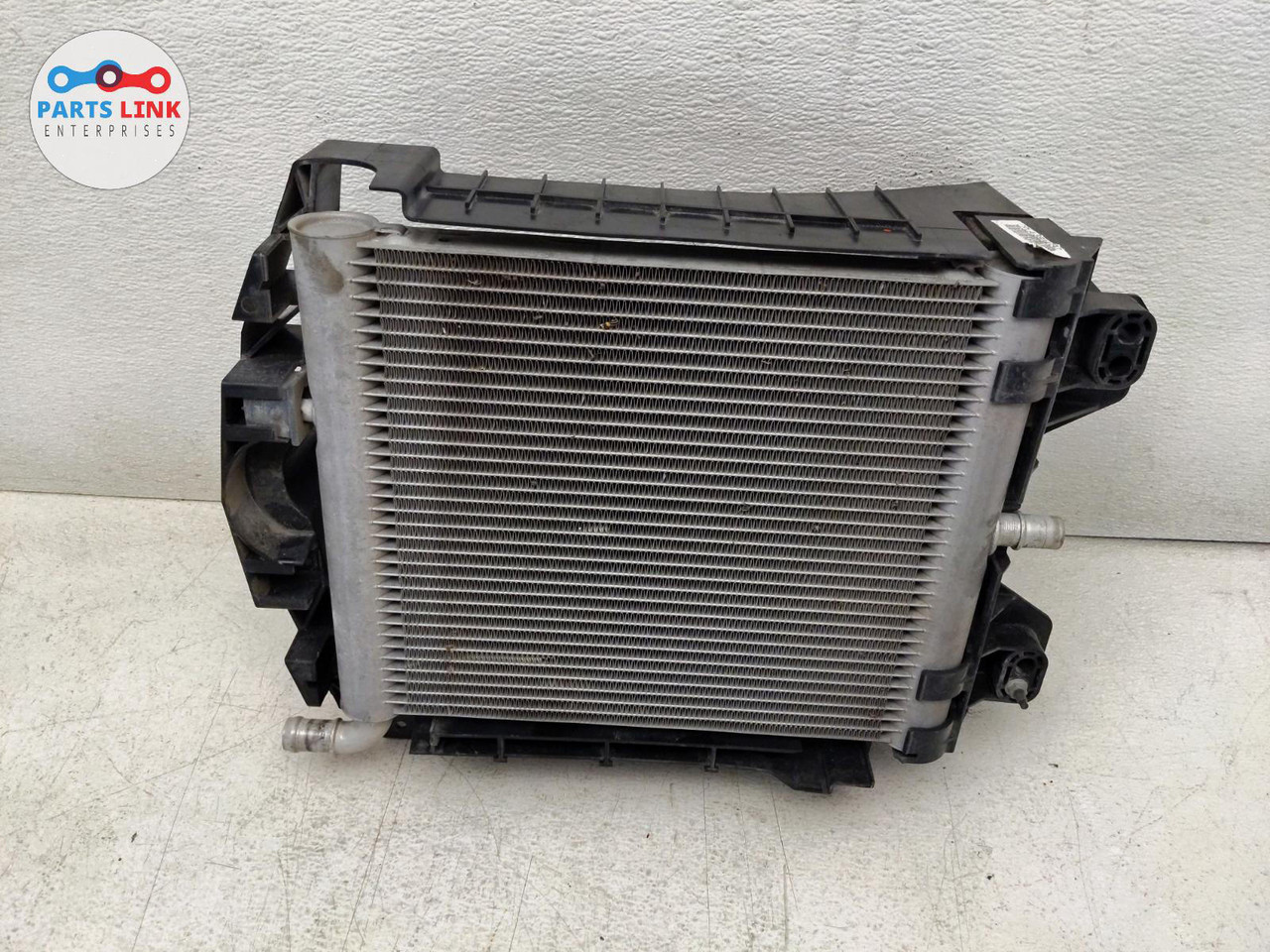 2014-22 RANGE ROVER SPORT RIGHT AUX RADIATOR COOLER BRACKET DUCT L494 ...