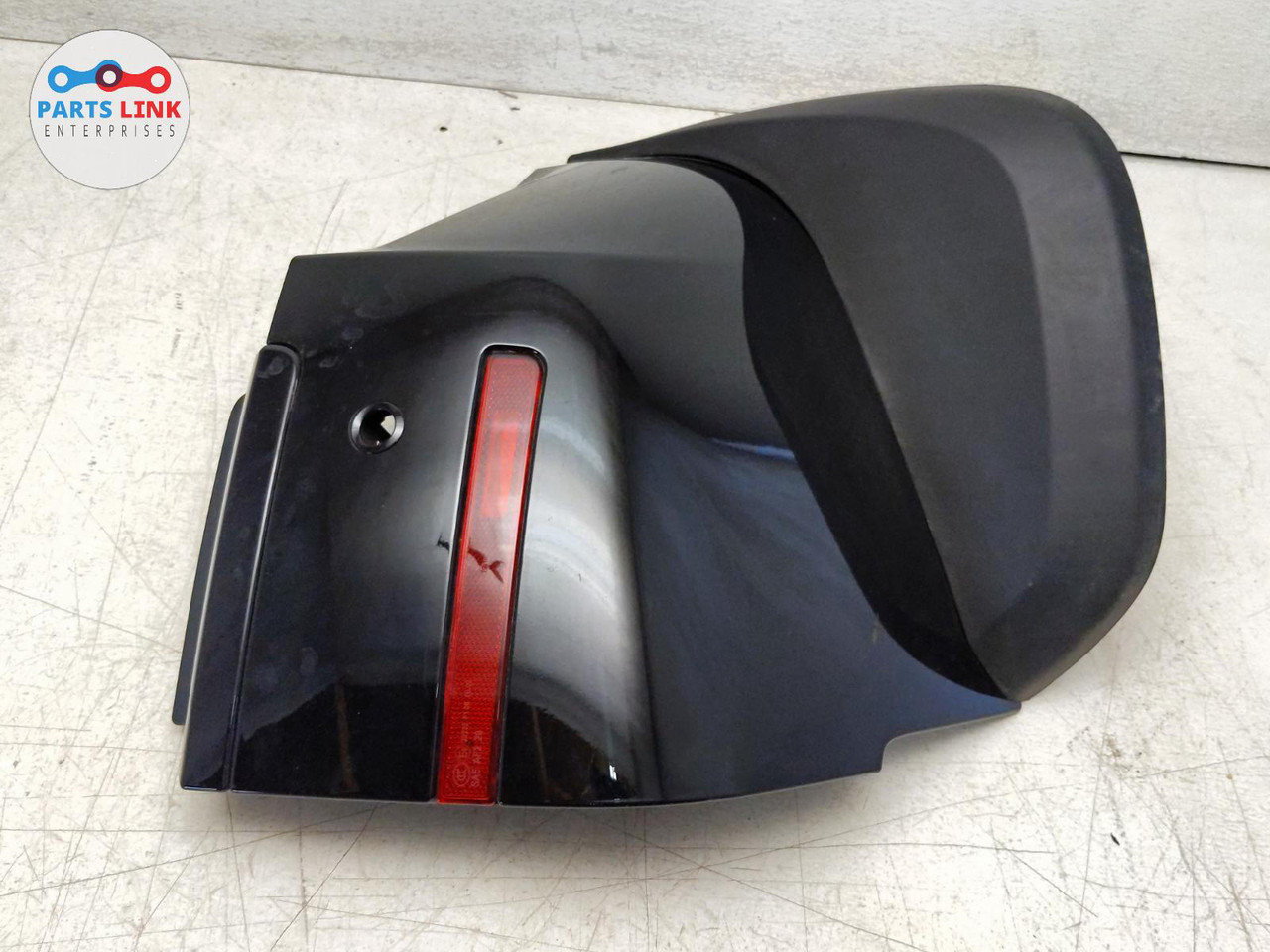 2020-23 LAND ROVER DEFENDER REAR RIGHT BUMPER TRIM FENDER COVER FLAP ...
