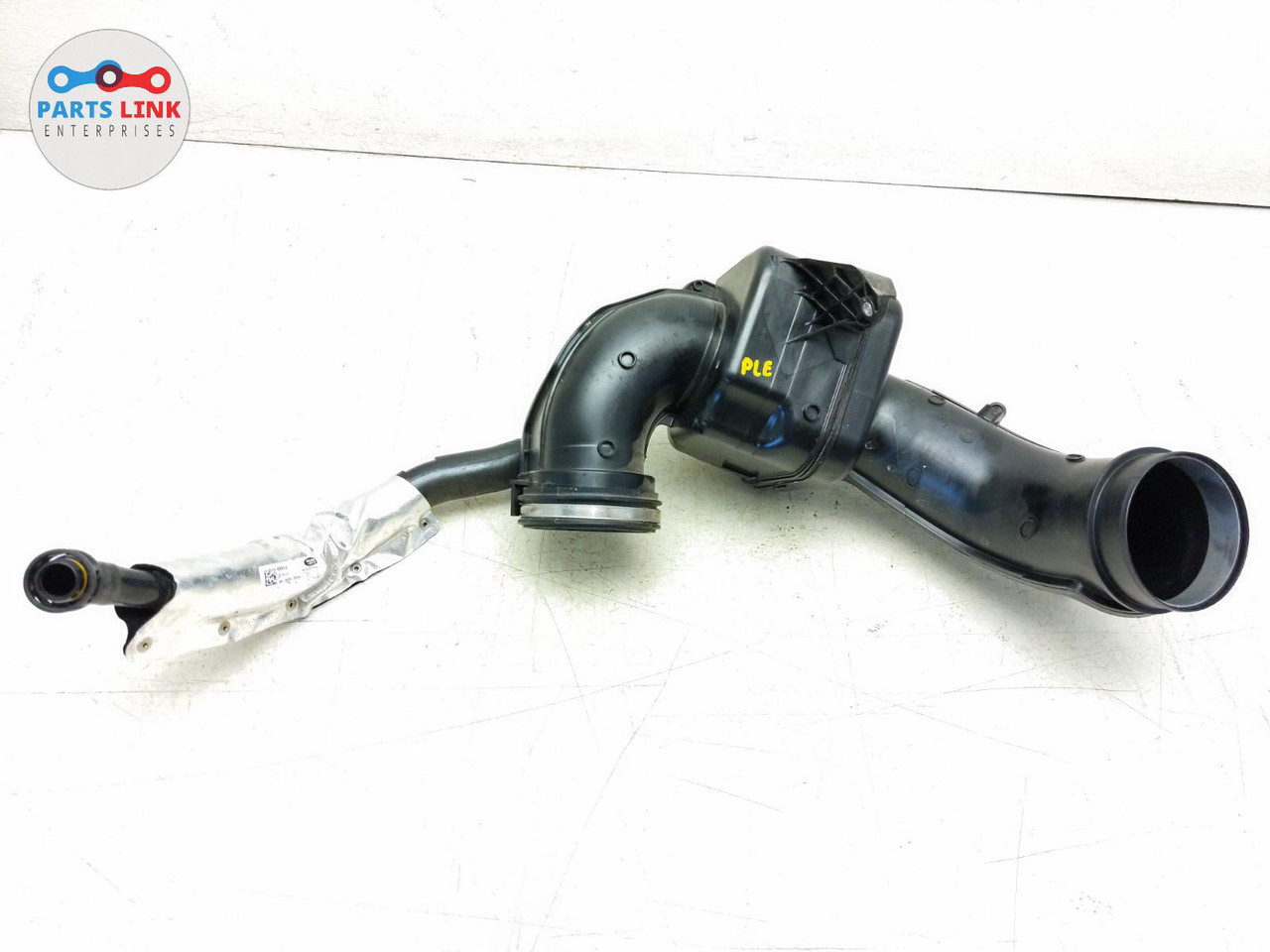 2020-23 LAND ROVER DEFENDER AIR INTAKE HOSE PIPE RESONATOR TUBE DUCT ...