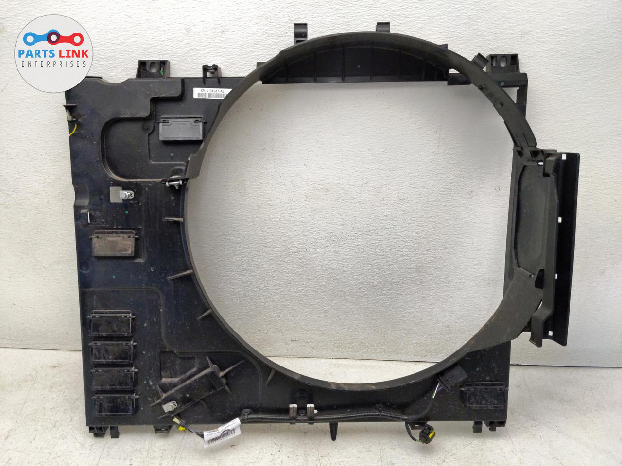 2020-23 LAND ROVER DEFENDER RADIATOR FAN SHROUD ENGINE COOLER COVER ...