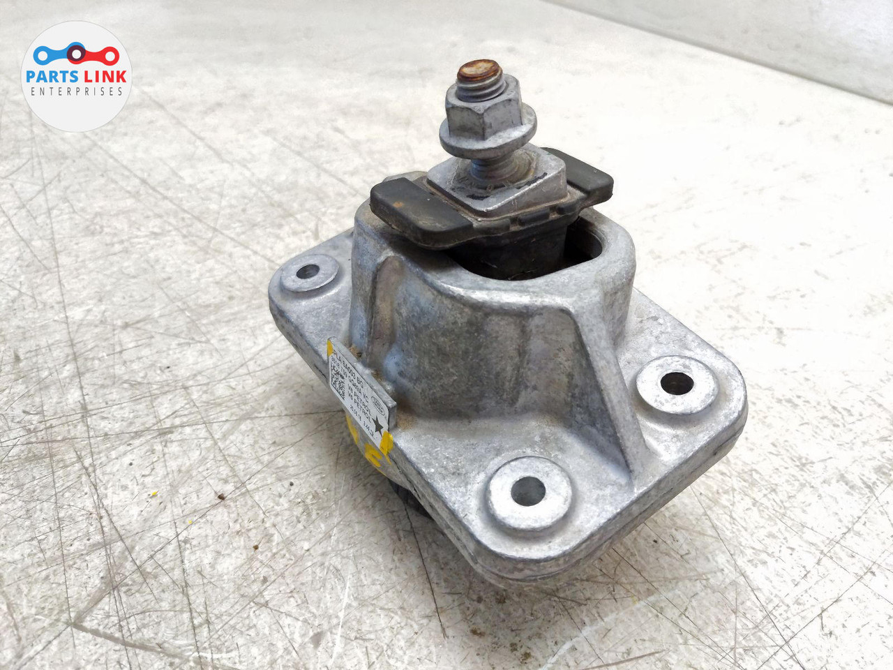 2014-22 RANGE ROVER SPORT GAS ENGINE MOTOR MOUNT SIDE SUPPORT L494 L405 ...