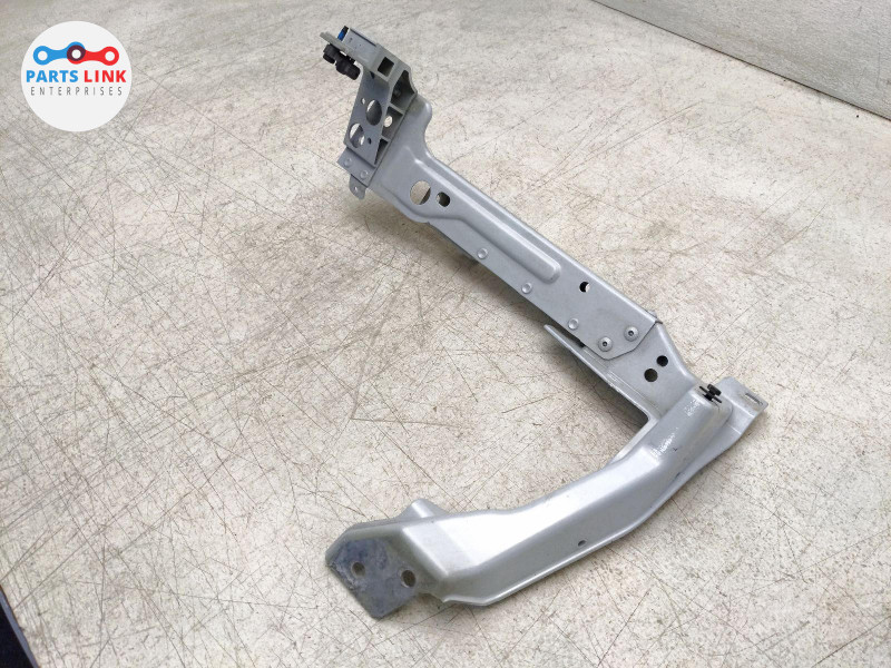 2018-22 RANGE ROVER VELAR FRONT RIGHT RADIATOR SUPPORT BRACKET SIDE ...