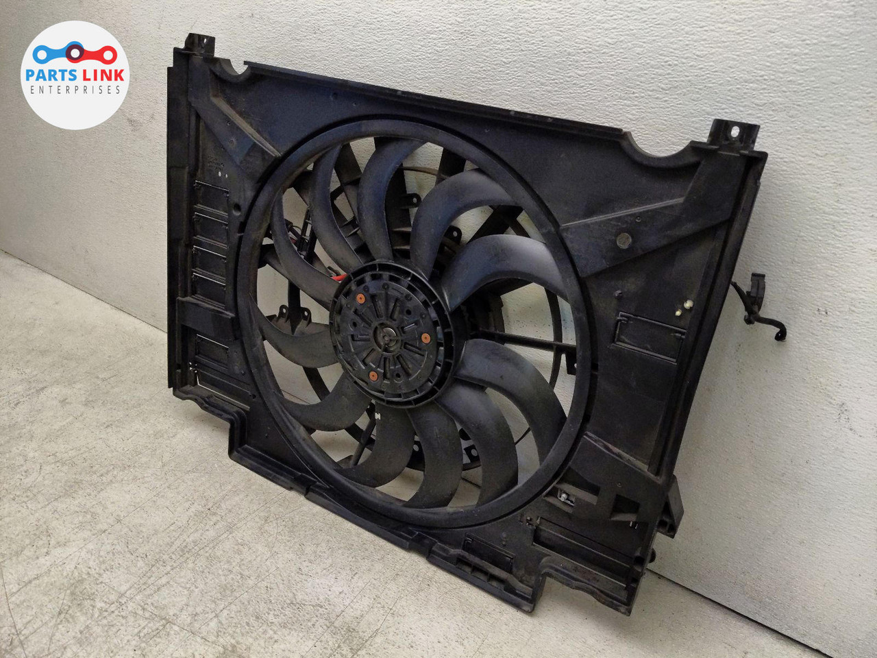 2018-22 RANGE ROVER VELAR ENGINE RADIATOR COOLING FAN BLADE SHROUD 2.0L ...