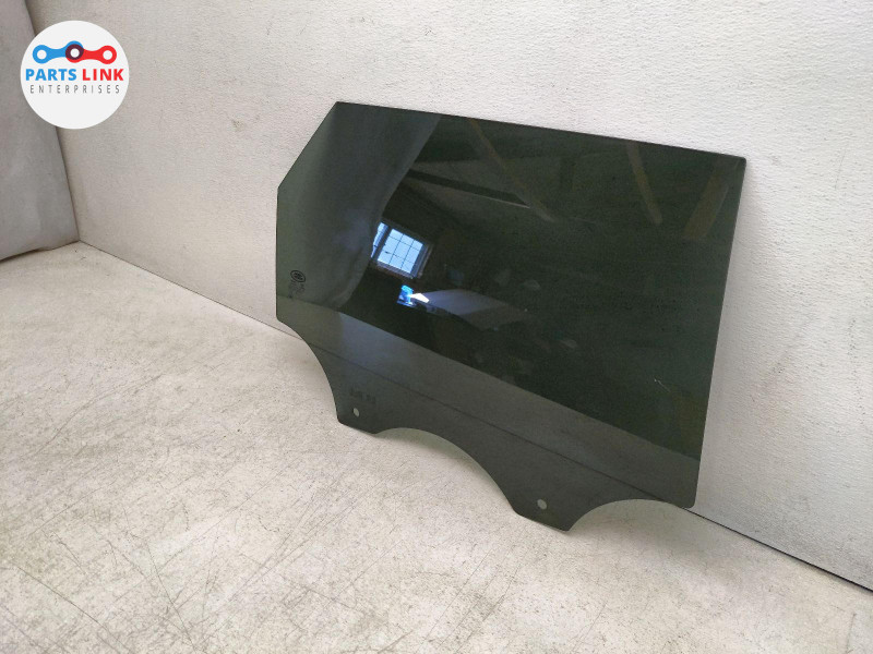2018-22 RANGE ROVER VELAR REAR RIGHT DOOR GLASS PASSENGER WINDOW PANEL ...