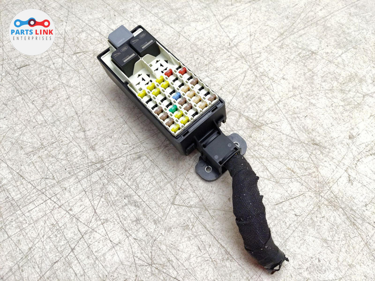 2018-20 RANGE ROVER VELAR DASH FUSEBOX POWER RELAY JUNCTION CONTROL ...