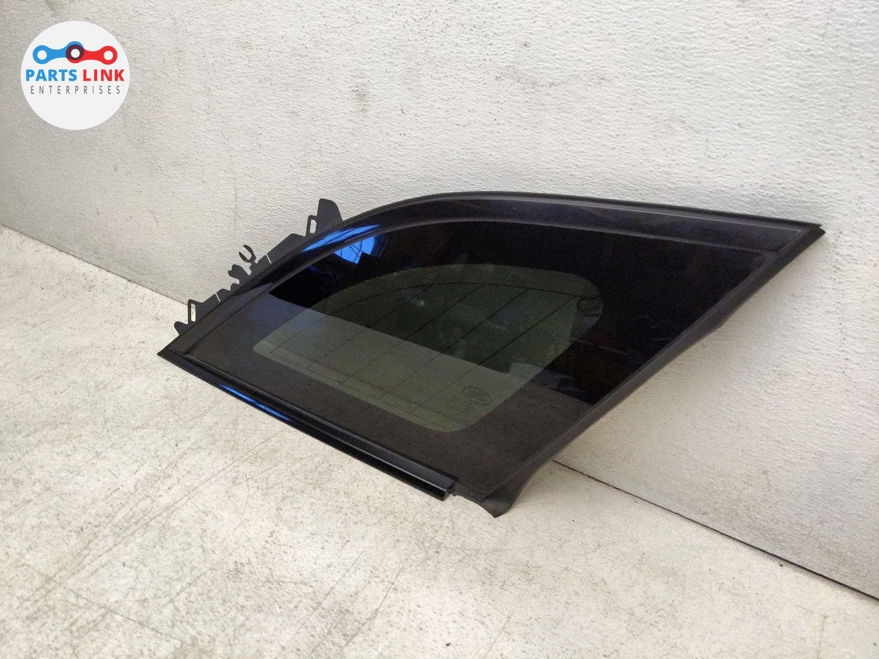 2018-22 RANGE ROVER VELAR REAR RIGHT QUARTER GLASS CORNER VENT WINDOW ...