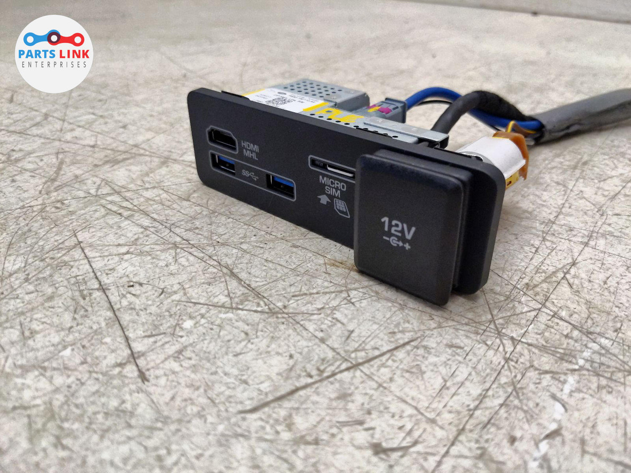 2018-19 RANGE ROVER VELAR CENTER CONSOLE USB MHL SIM SOCKET POWER ...