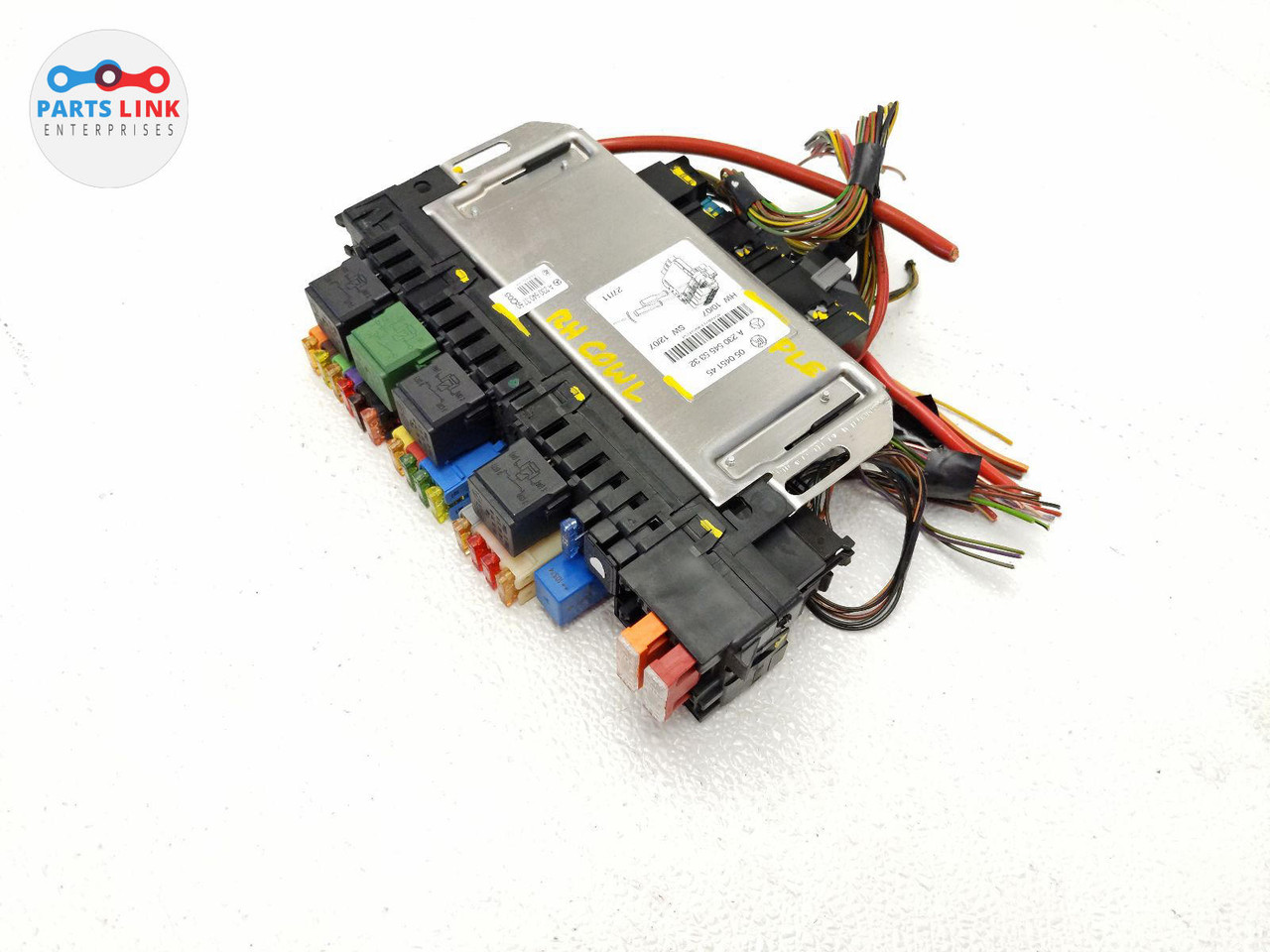 2009-12 MERCEDES SL63 AMG FRONT FUSEBOX SAM CONTROL MODULE HARNESS ...