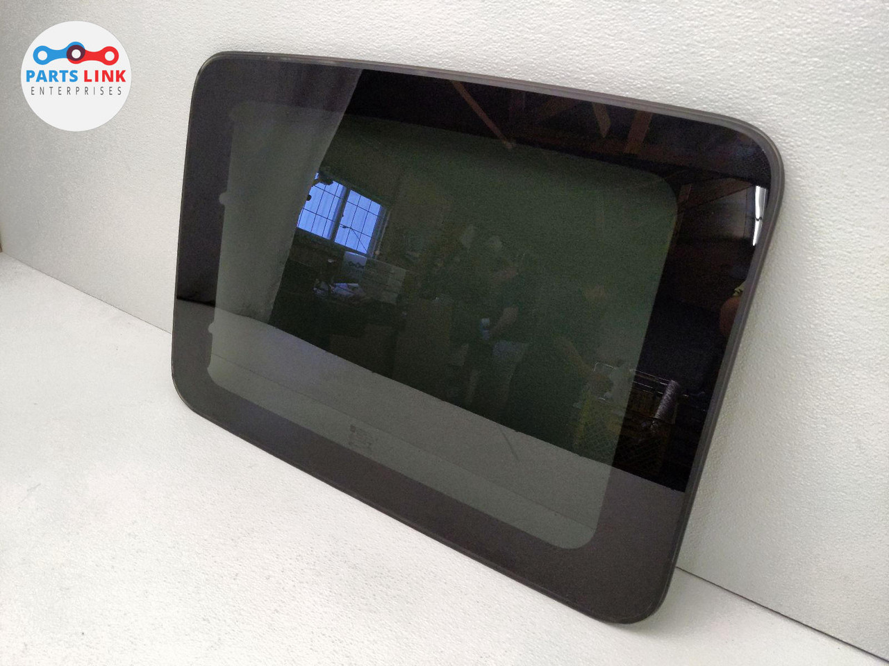 2016-23 CHEVY CAMARO SUNROOF MOON GLASS OPEN SLIDE WINDOW PANEL COUPE ZL1