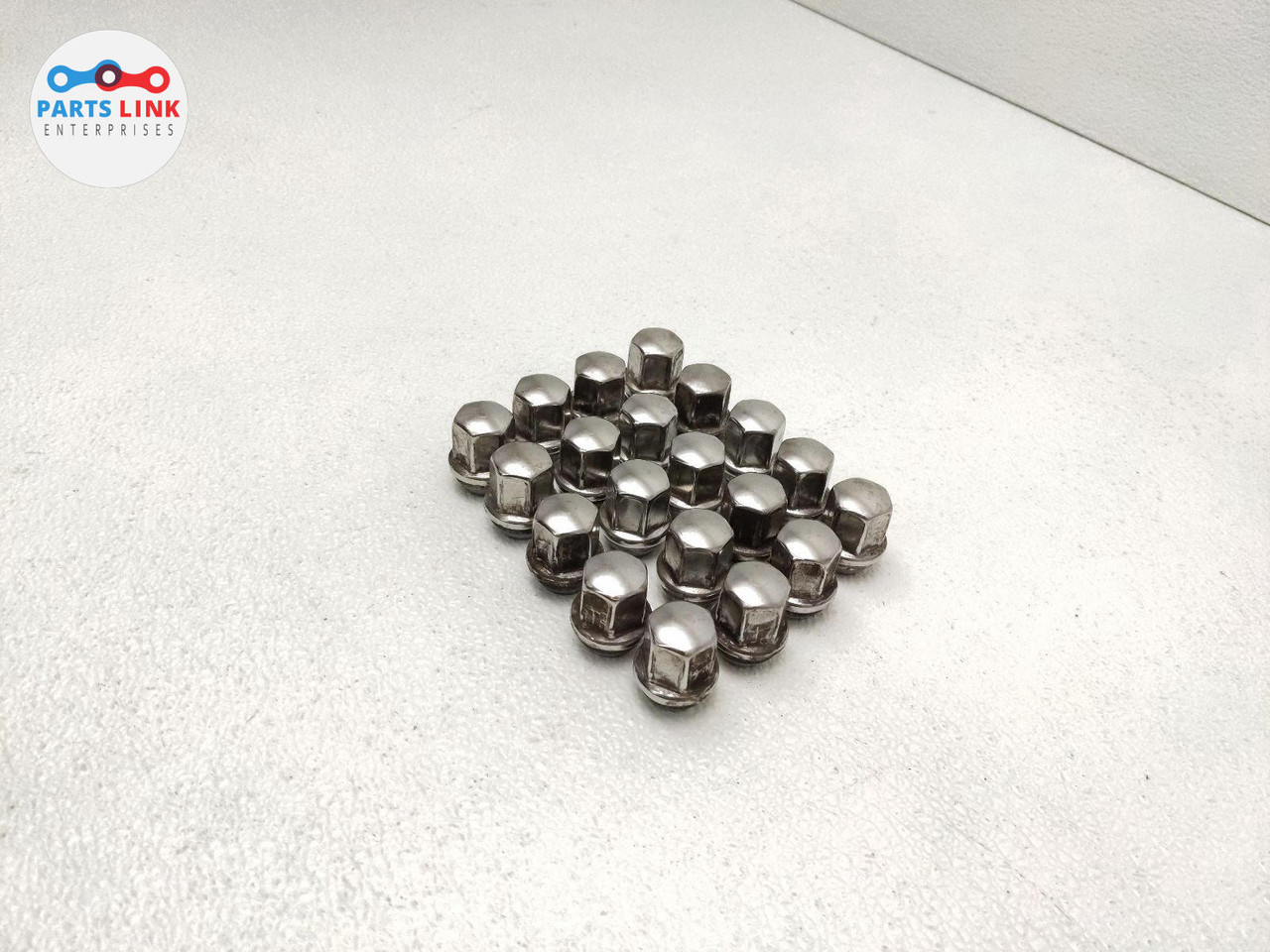 2010-23 CHEVY CAMARO WHEEL RIM LUG NUT SET ZL1 CTS SRX XT4 ATS CORVETTE ...