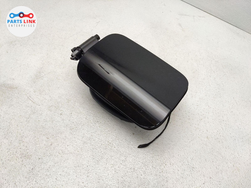 2018-23 BMW X3 REAR GAS FUEL DOOR CAP LID TRIM PLASTIC HOUSING COVER ...