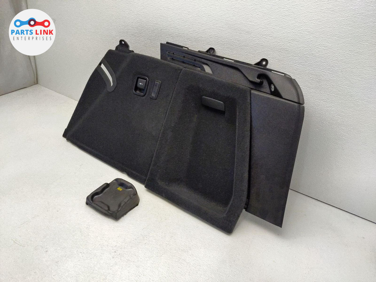 2018-23 BMW X3 REAR RIGHT QUARTER TRIM COVER TRUNK PANEL ALCOVE CARPET ...