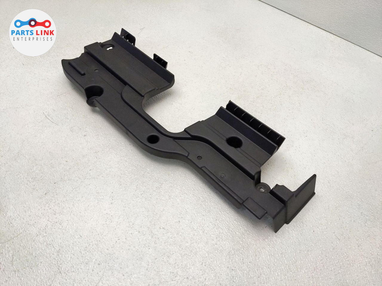 2018-23 BMW X3 REAR LEFT QUARTER TRIM BRACKET PANEL MEMBER PLASTIC ...