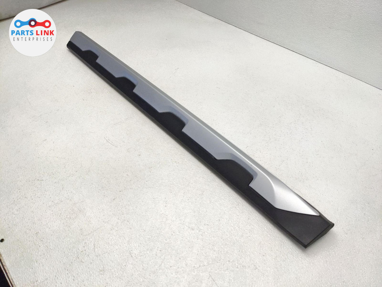 2018-23 BMW X3 FRONT RIGHT DOOR MOLDING APPLIQUE LOWER CLADDING COVER ...