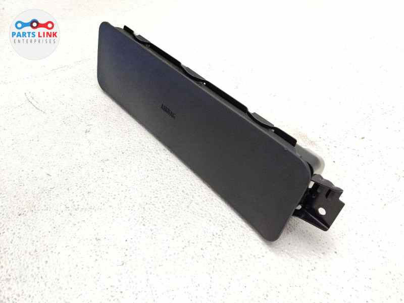 2018-23 BMW X3 FRONT RIGHT DASH KNEE AIRBAG PLUG LOWER AIR BAG ...