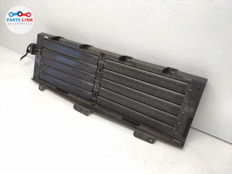 2020-23 RANGE ROVER EVOQUE LOWER RADIATOR SHUTTER GRILLE VENT FLAP ASSEMBLY L551