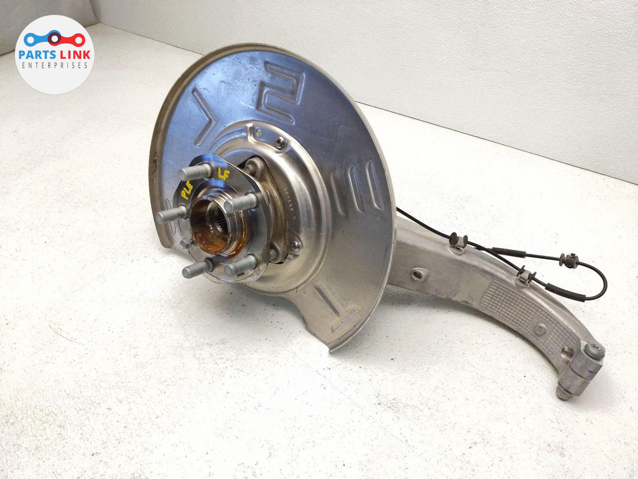 2020-23 TESLA MODEL Y FRONT LEFT SPINDLE STEERING KNUCKLE WHEEL HUB ...