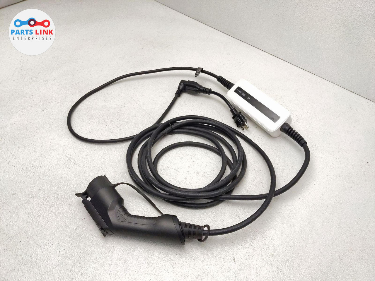 MOREC EV CHARGER PORTABLE CABLE MODULE BS-PCD018 100V-250V 16A J1772 ...