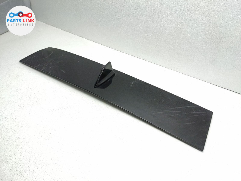 2022-24 RIVIAN R1S REAR ROOF TRIM MOLDING SHARK FIN ANTENNA APPLIQUE ...