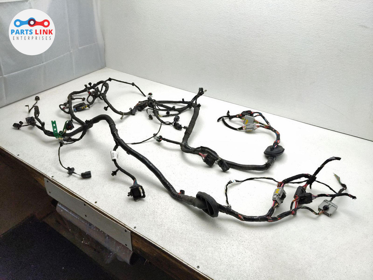 2022-24 RIVIAN R1S REAR BODY CRADLE HARNESS WIRING PLUGS LOOM WIRE ...