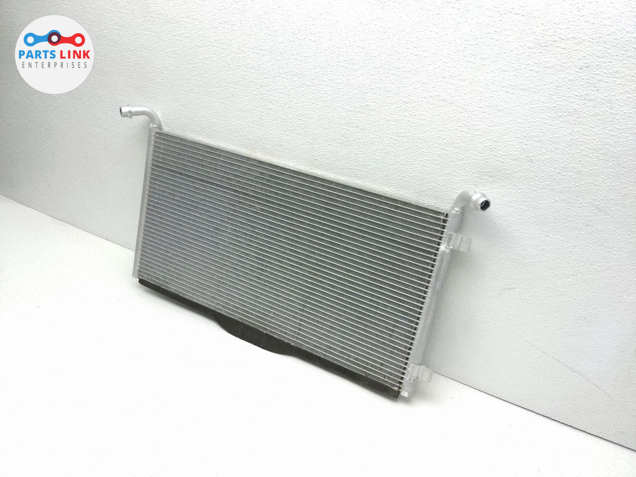 2022-24 RIVIAN R1S RADIATOR MAIN MOTOR ENGINE WATER COOLER ASSEMBLY OEM R1T