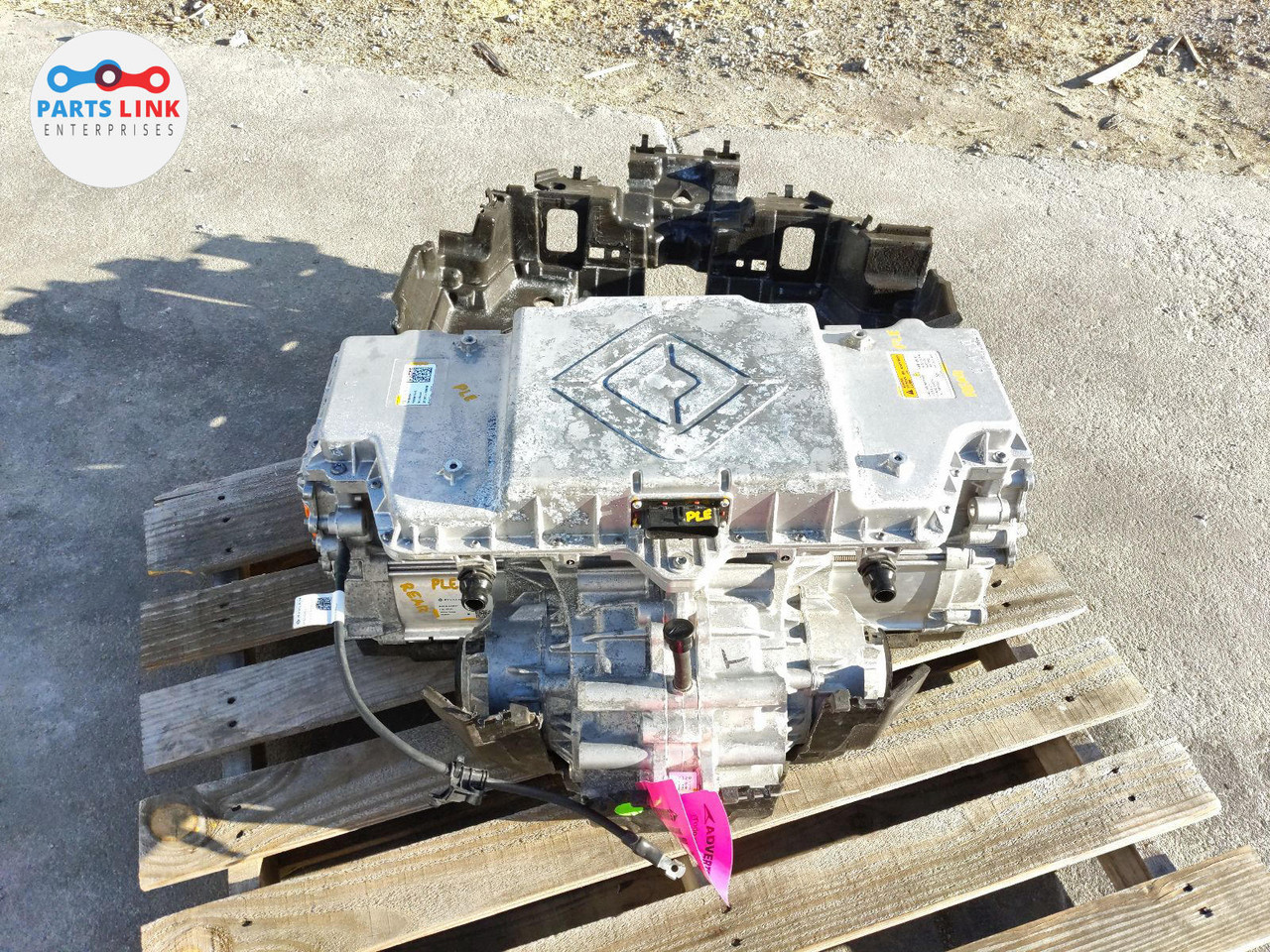 2022-24 RIVIAN R1S REAR MOTOR ENGINE DRIVE UNIT INVERTER GEARBOX MODULE ...