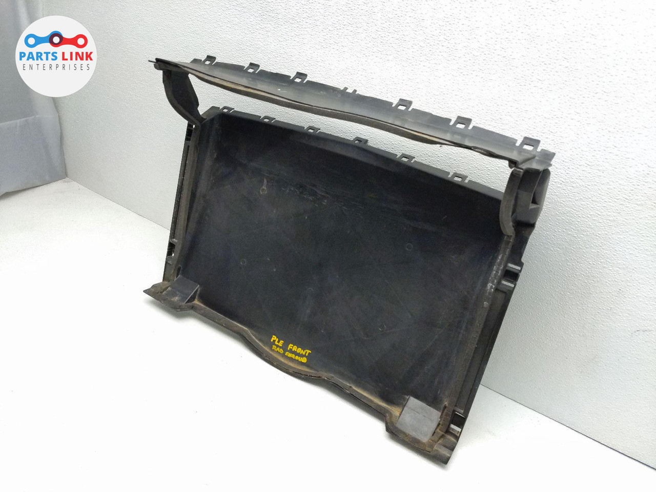 2022-24 RIVIAN R1S FRONT RADIATOR SHROUD CORE SUPPORT MOUNT BRACKET ...