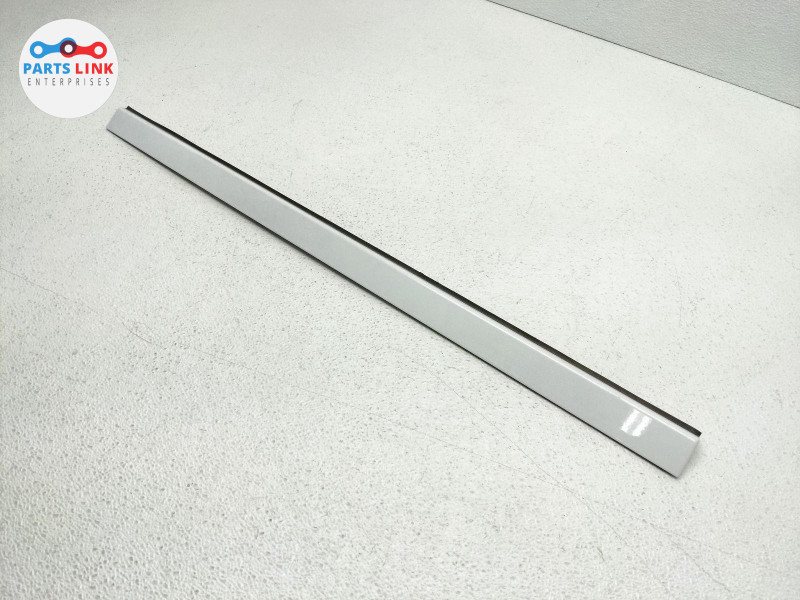 2020-23 LAND ROVER DEFENDER 110 REAR RIGHT WINDOW QUARTER TRIM DRIP ...