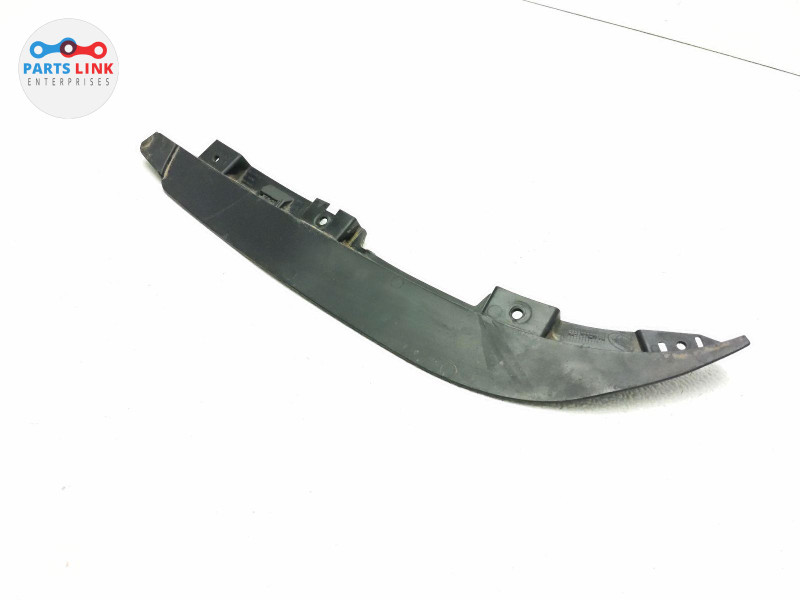 2020-23 DEFENDER 110 FRONT RIGHT BUMPER TRIM FLAP STONE SPLASH GUARD ...