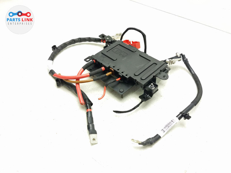 2020-23 DEFENDER 110 BATTERY JUNCTION BOX POWER RELAY MODULE MHEV L663 ...