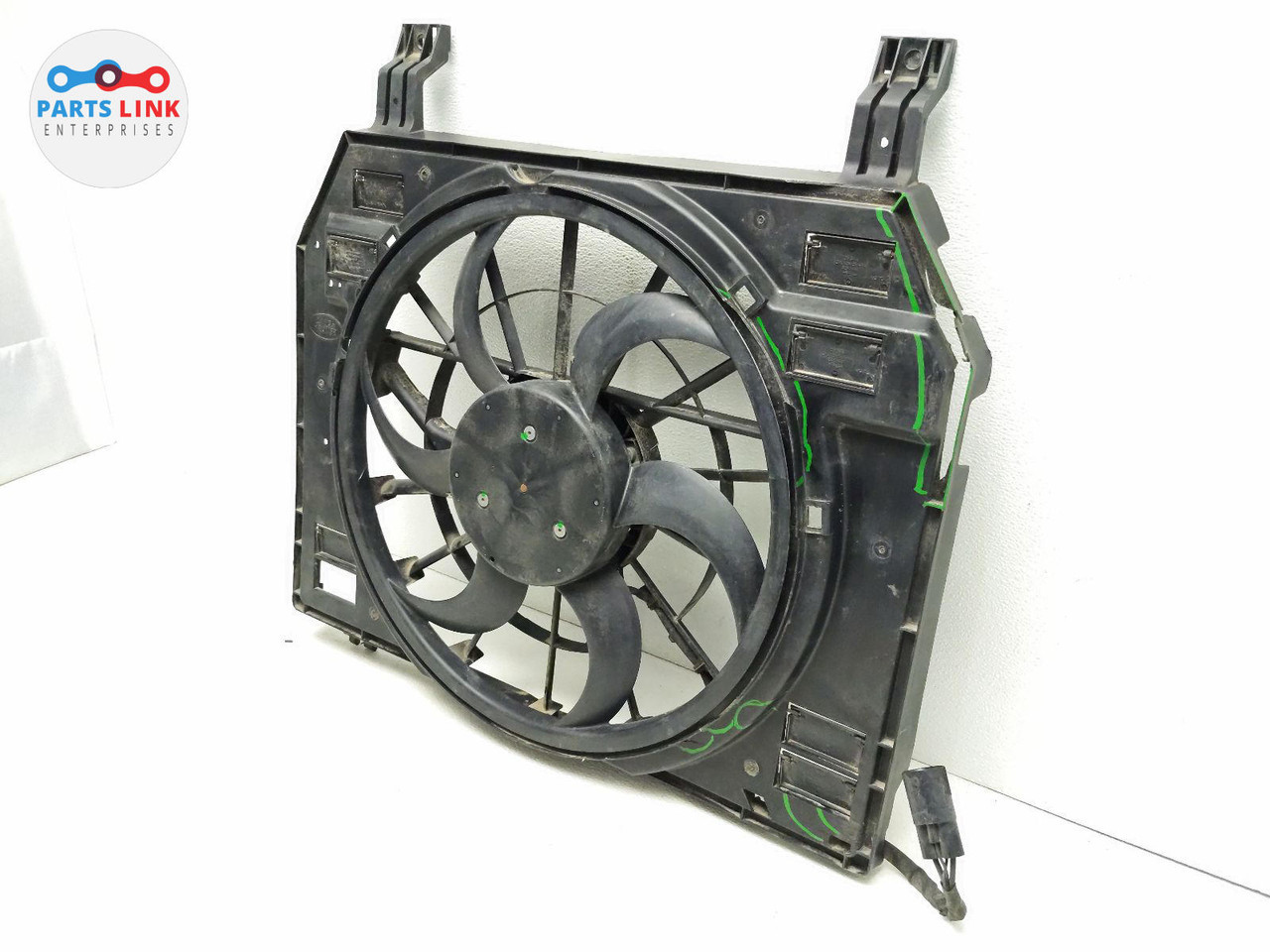2020-21 DEFENDER 110 CONDENSER FAN AC SHROUD BLADE MOTOR ASSEMBLY L663 ...