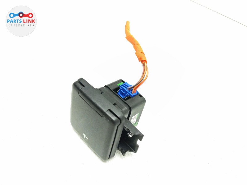 2018-22 RANGE ROVER L405 REAR LEFT 110V PORT POWER OUTLET HARNESS PLUG ...