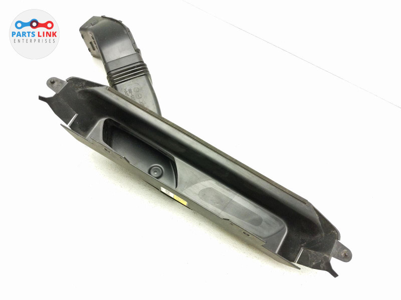 2018-23 RANGE ROVER VELAR FRONT AIR DUCT ENGINE CLEANER INTAKE PIPE 2 ...