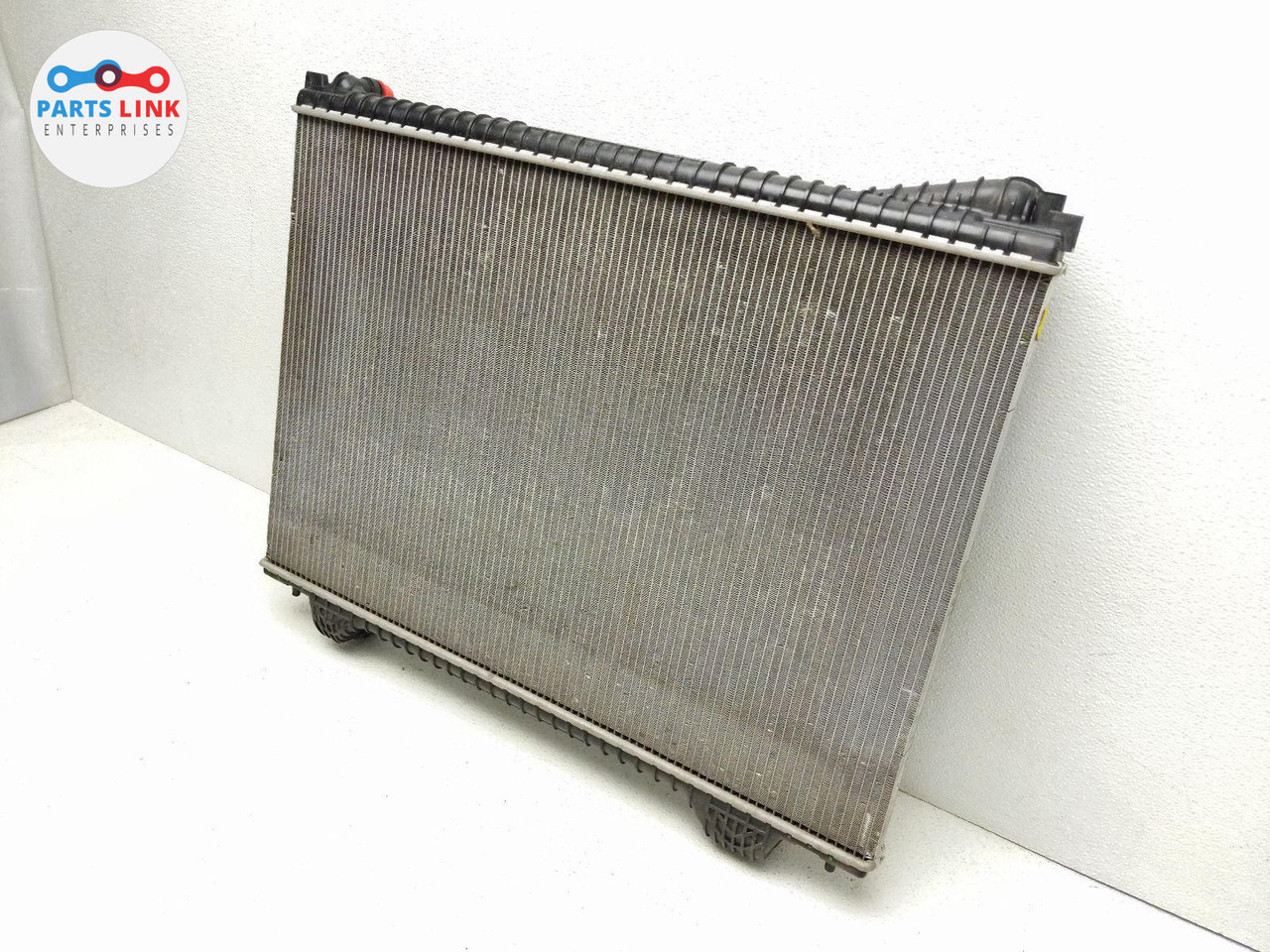 2018-23 RANGE ROVER VELAR RADIATOR ENGINE MAIN WATER COOLER 2.0L GAS ...