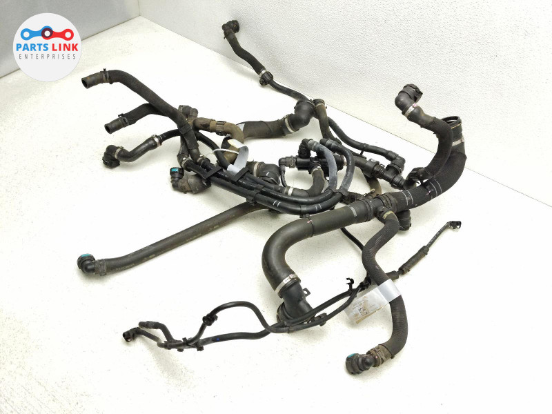 2018-23 RANGE ROVER VELAR RADIATOR ENGINE COOLANT WATER PIPE LINE HOSE ...