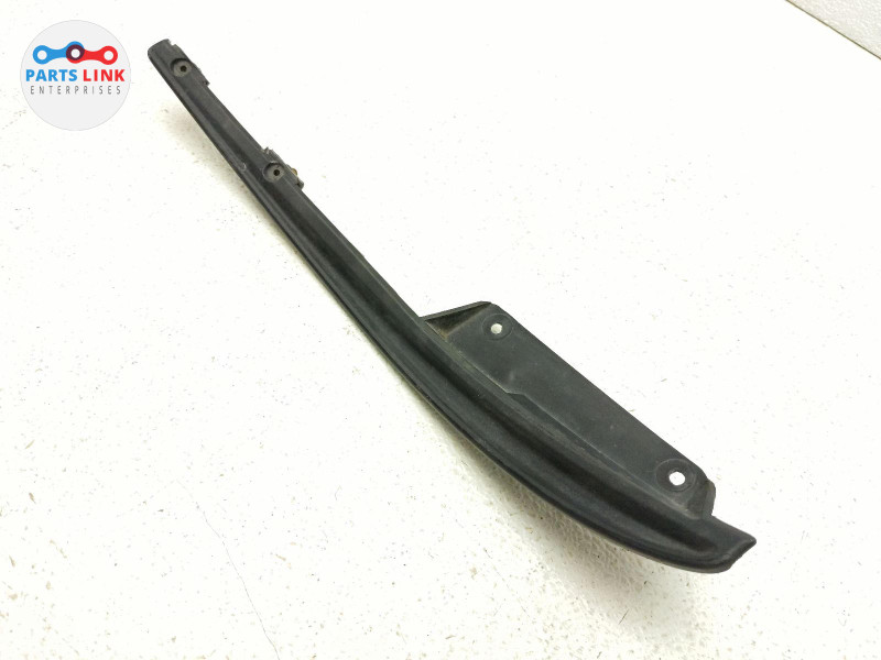 2018-23 RANGE ROVER VELAR REAR RIGHT SPLASH SHIELD QUARTER TRIM MOLDING ...